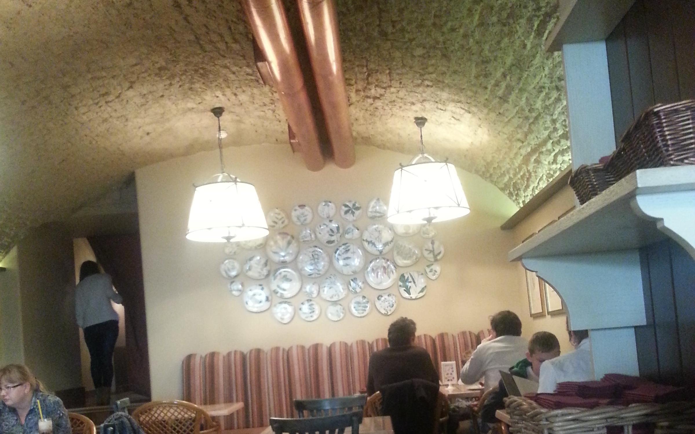 Mocco Cafe, кондитерская на Невском проспекте в Санкт-Петербурге 🍴 ...