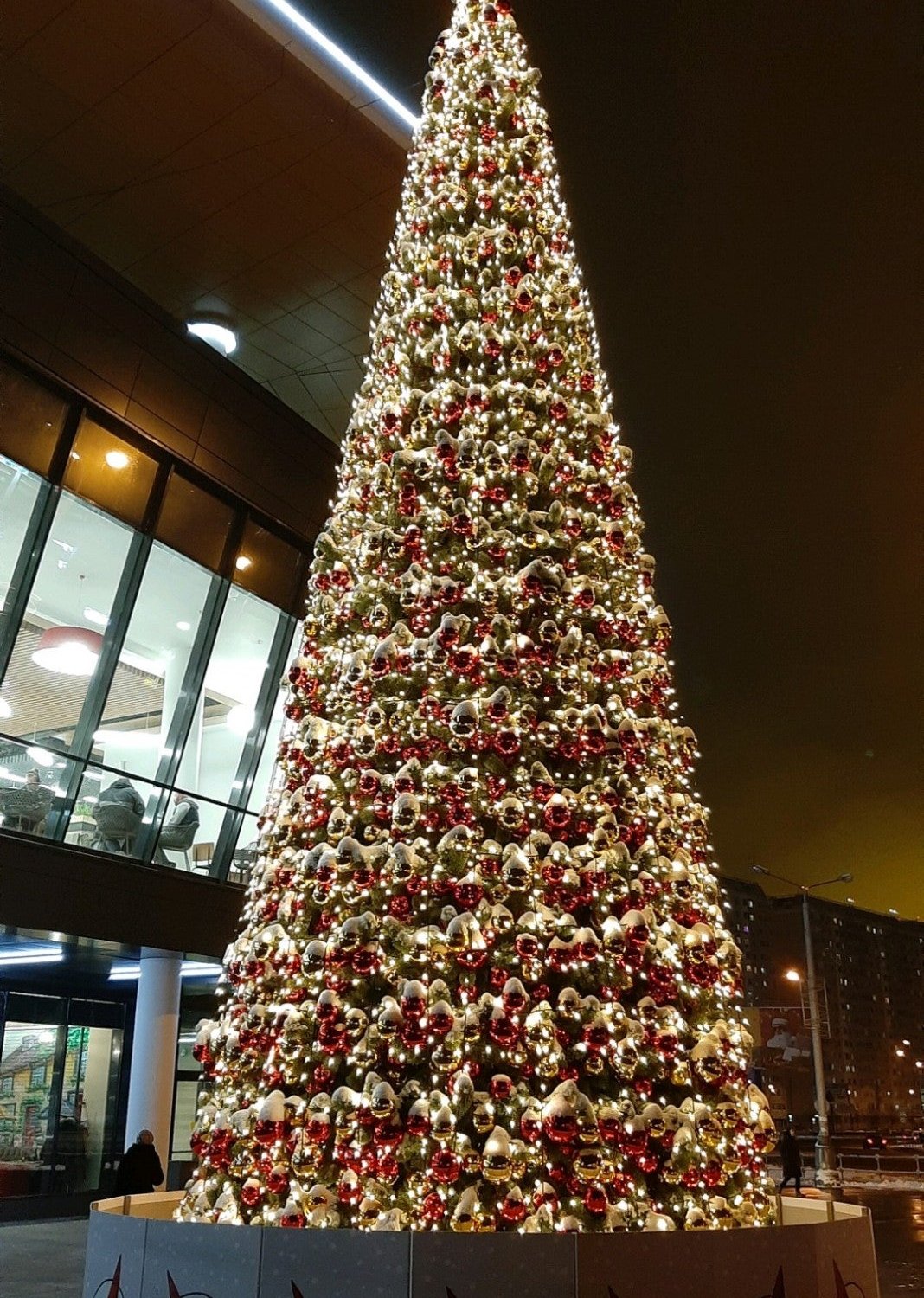 Новости и сообщения с официальной страницы в соцсетях торгового центра ...